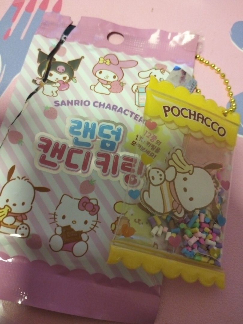 Sanrio candy keyring, Hobbies & Toys, Memorabilia & Collectibles, J-pop ...