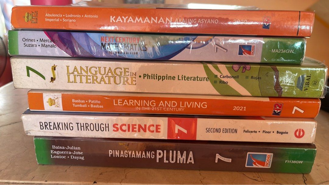 SECOND-HAND TEXTBOOKS (Grade 7) | Junior High School (JHS) on Carousell