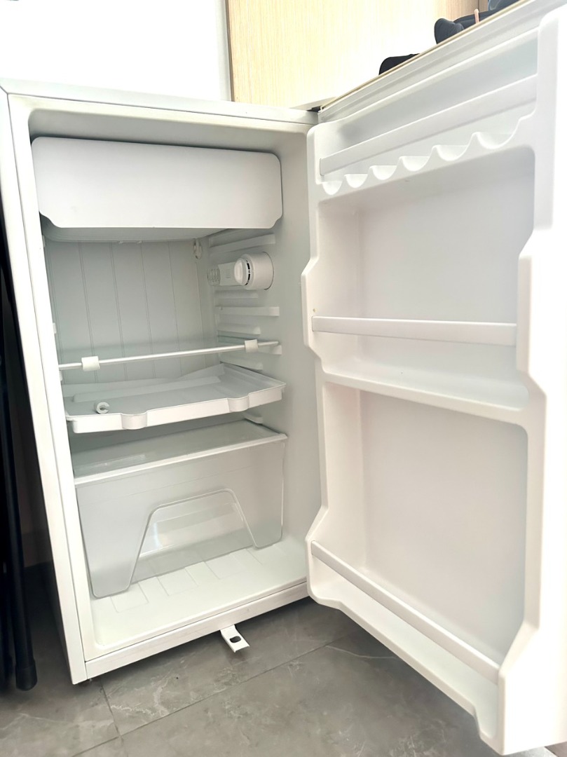 small chiller with freezer (top part is freezer) $70, TV & Home ...