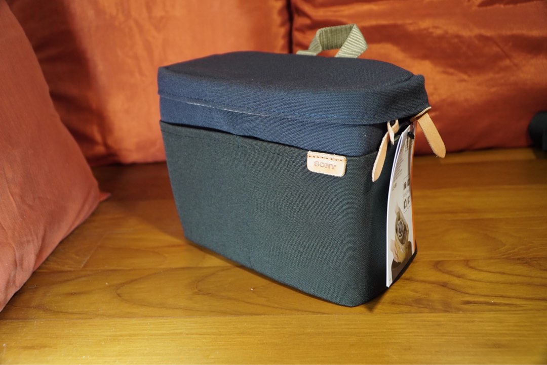 Sony Camera bag, Photography, Photography Accessories, Camera Bags ...