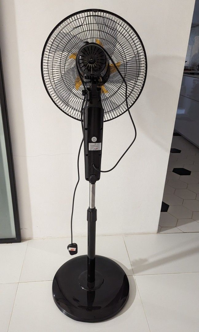 Stand fan in black, Furniture & Home Living, Lighting & Fans, Fans on ...
