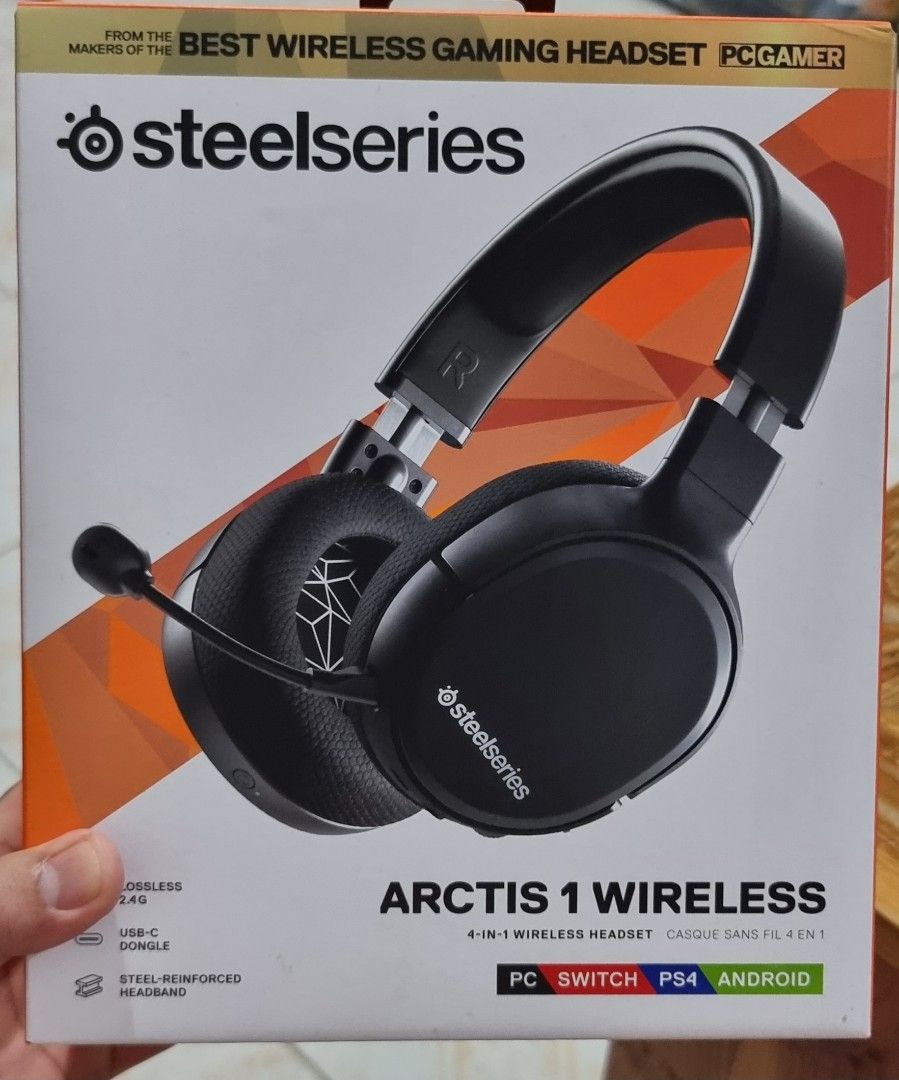 Steel series gaming headset, Audio, Headphones & Headsets on Carousell