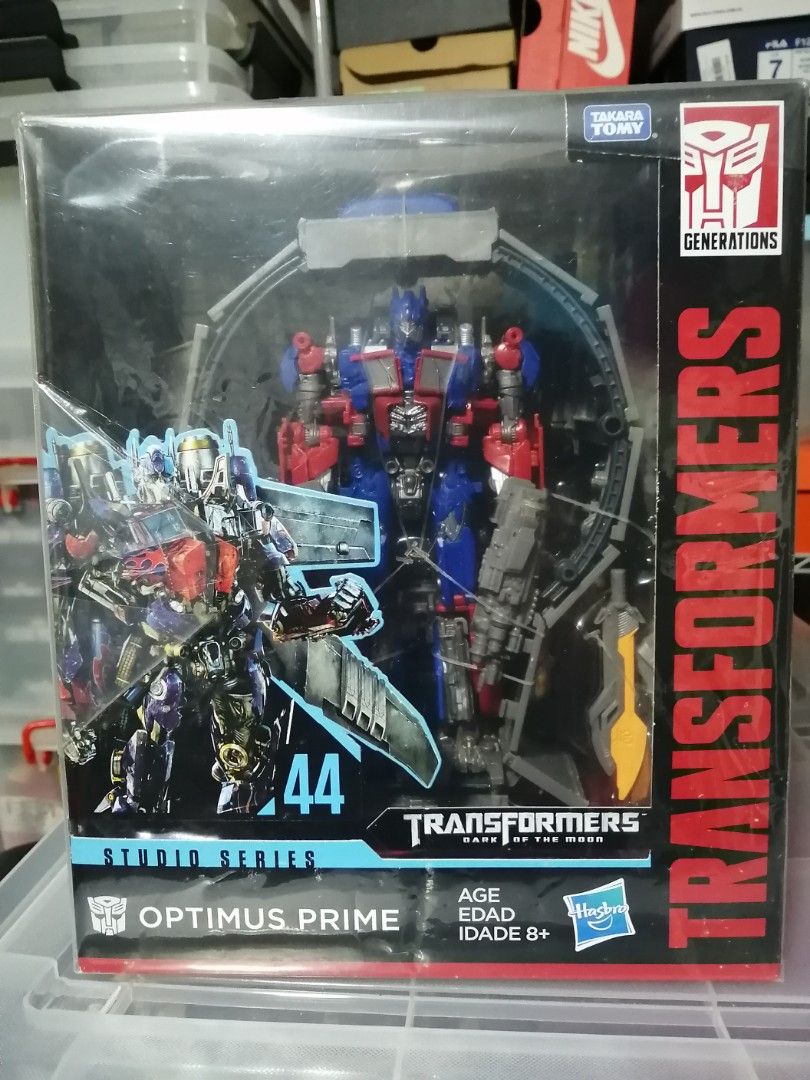Transformers SS44 Optimus Prime, Hobbies & Toys, Toys & Games on Carousell