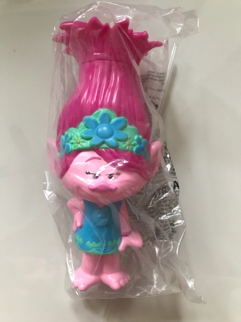 Trolls Poppy Tumbler cup with straw, Hobbies & Toys, Memorabilia ...