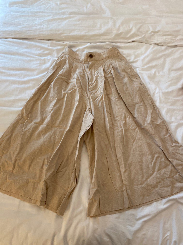 Uniqlo beige linen flowy culottes on Carousell