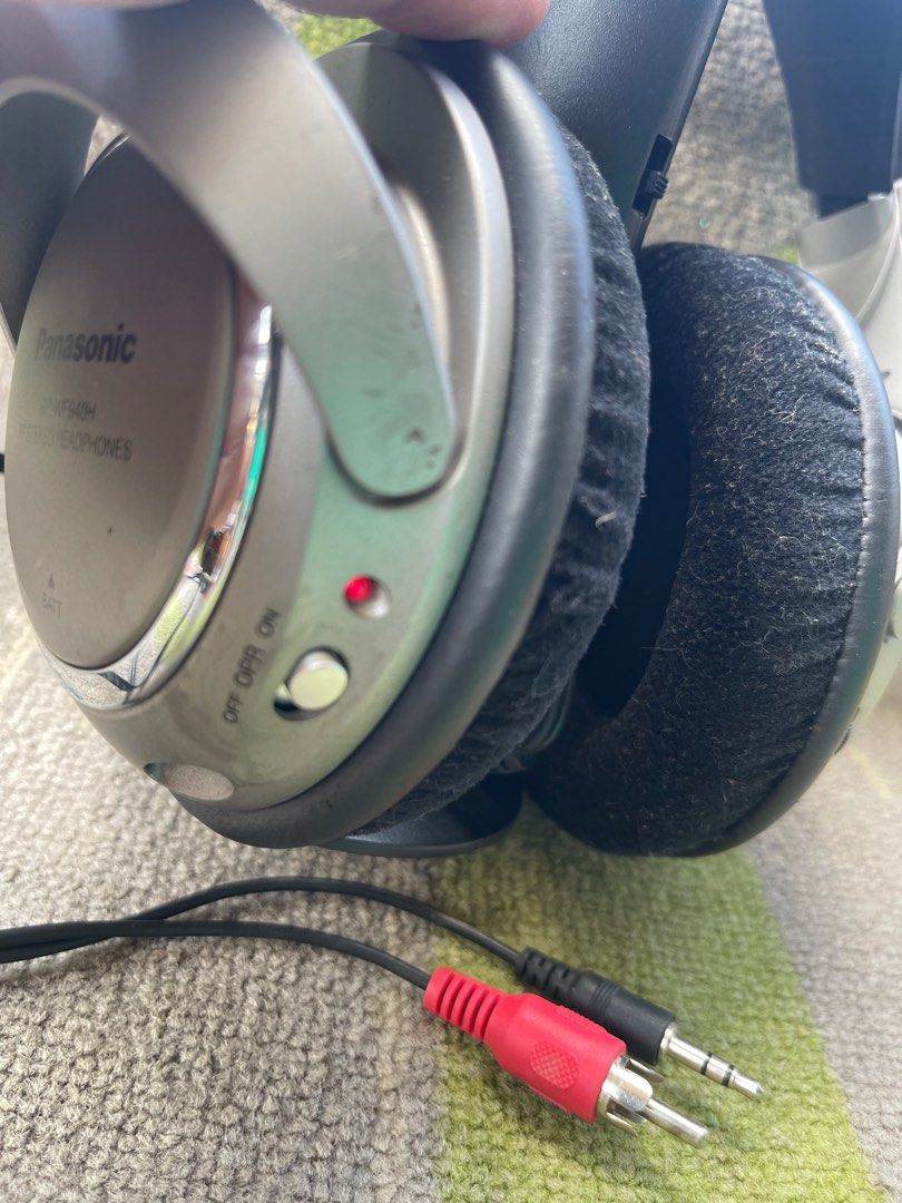Vintage Panasonic Wireless Transmitter Headphones, Audio, Headphones ...