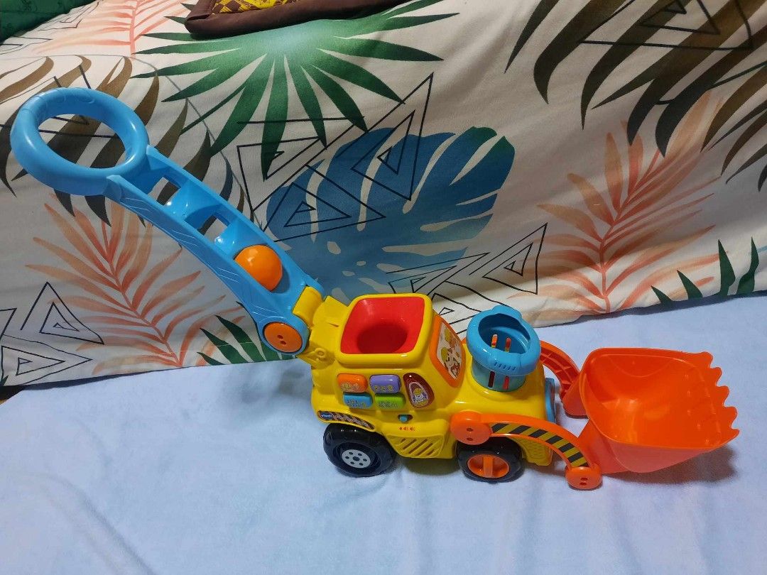 Vtech pop a ball bulldozer push toy, Hobbies & Toys, Toys & Games on ...