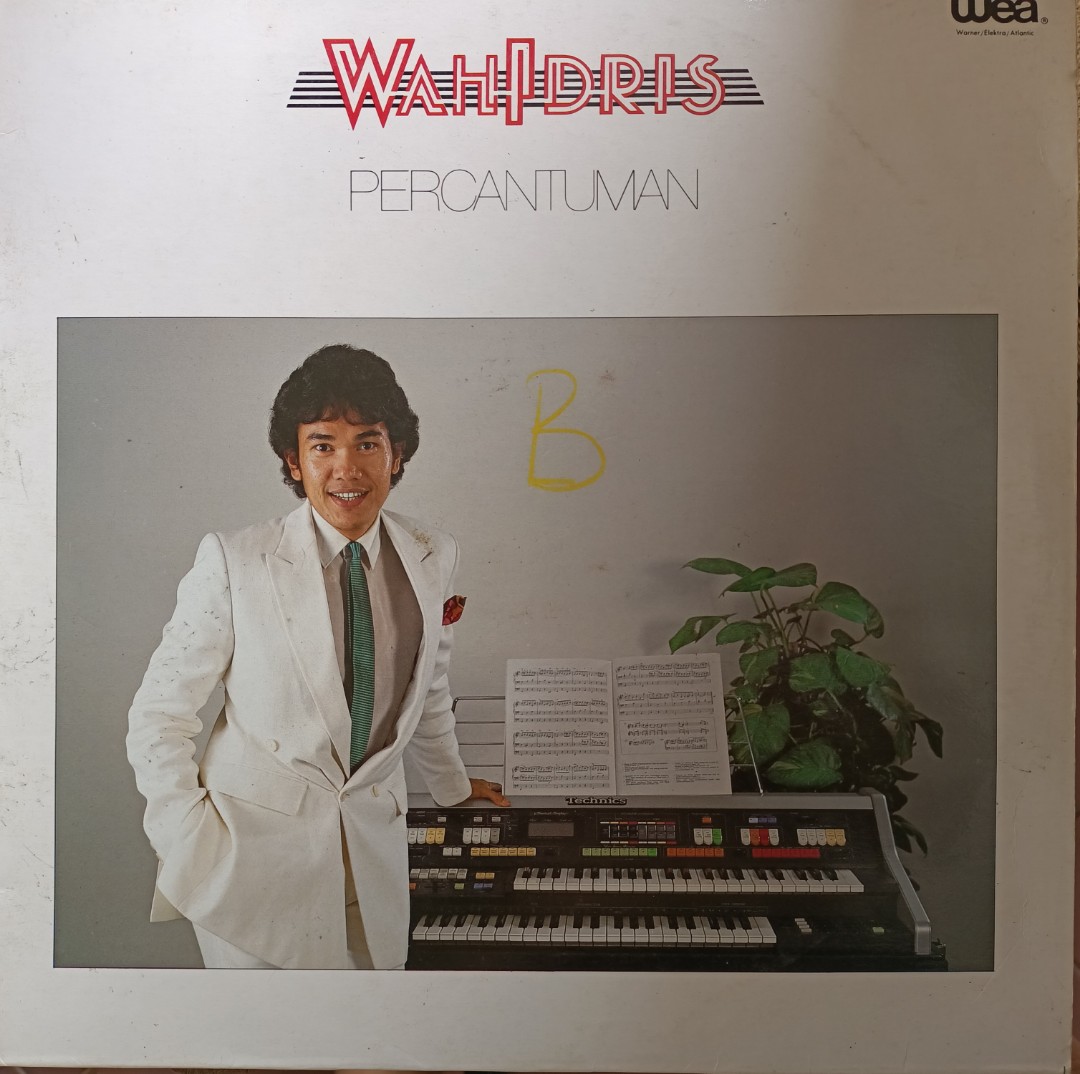 Wah idris...percantuman, Hobbies & Toys, Music & Media, Vinyls on Carousell