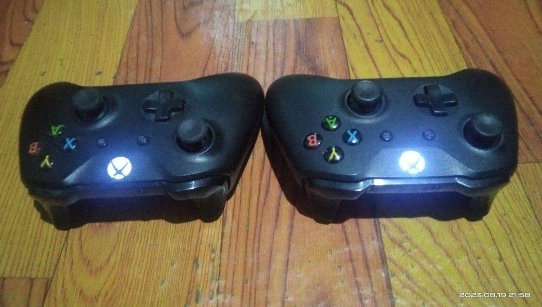 XBOX one V2 original controller, Video Gaming, Gaming Accessories ...