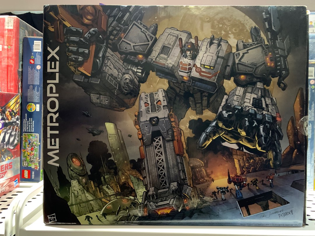 1 Transformers Generations Legacy kingdom cybertron fortress metroplex ...