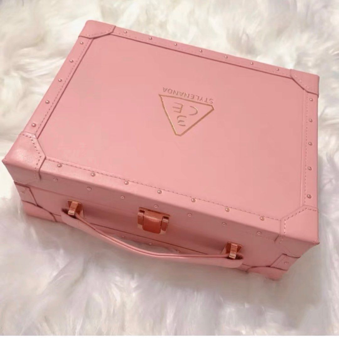 3CE Jewellery Box, Women's Fashion, Jewelry & Organisers, Accessory ...