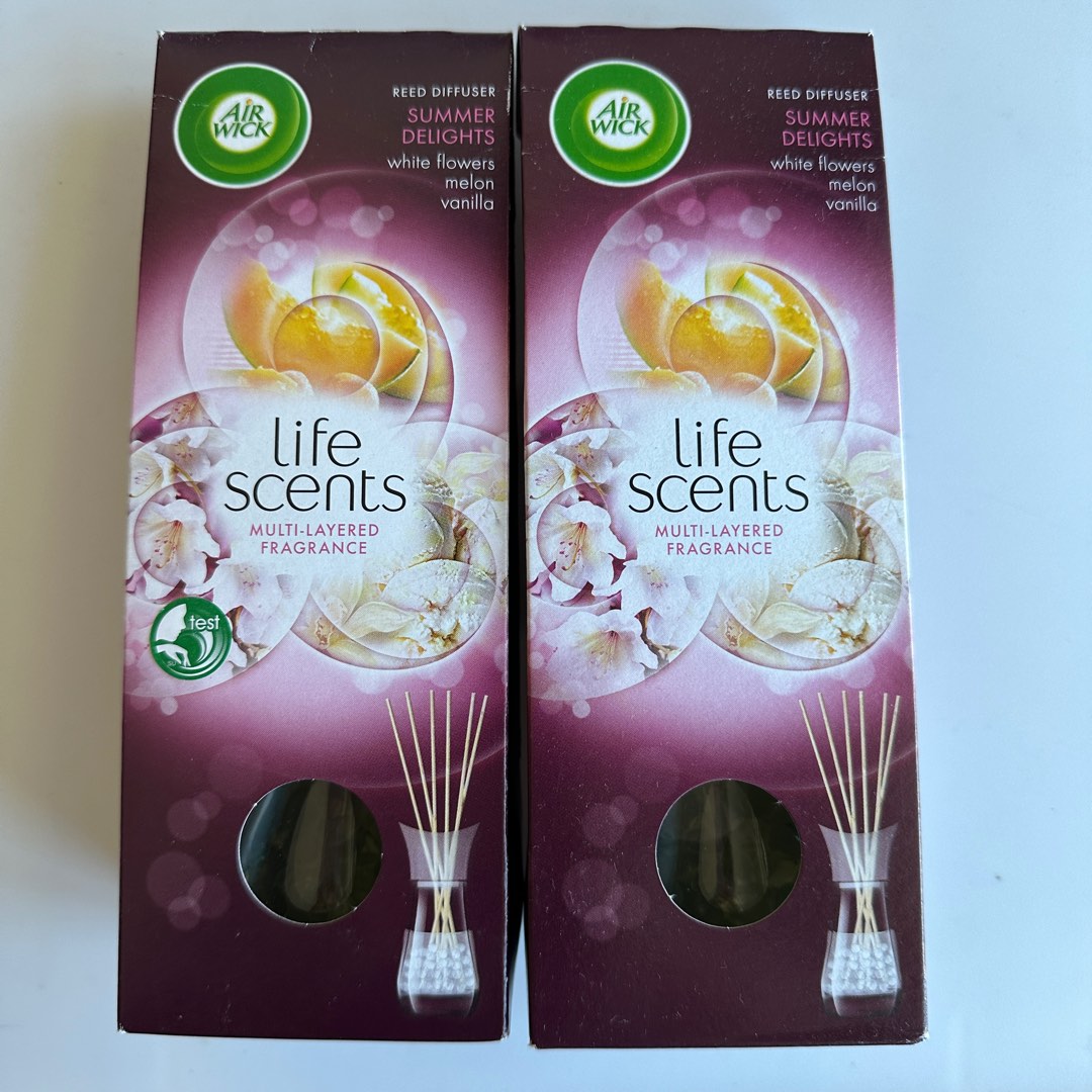 無火香薰 Air Wick Reed Diffuser 仲夏花語 （白花、蜜瓜、雲呢嗱）匈牙利製造, 傢俬＆家居, 家居香薰 - Carousell