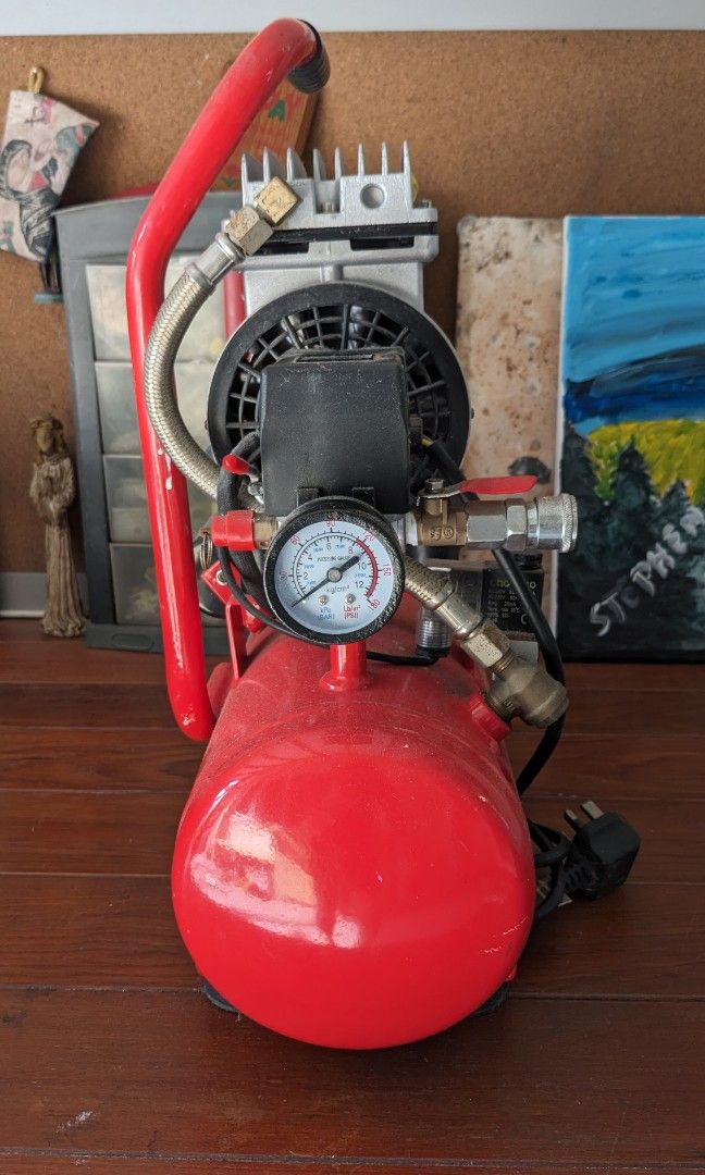 Air compressor, Hobbies & Toys, Stationery & Craft, Craft Supplies ...
