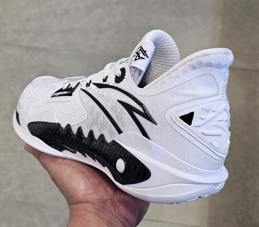 Anta shock wave 5 First Year white black, Men's Fashion, Footwear ...