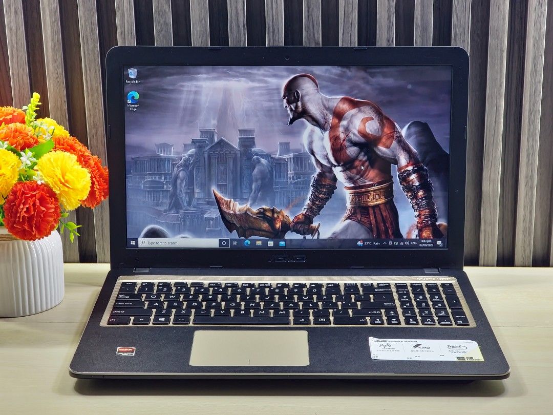 Asus SonicMaster X540UPR Core i5 8th Gen 8Gb Ram 256Gb SSD AMD Radeon ...