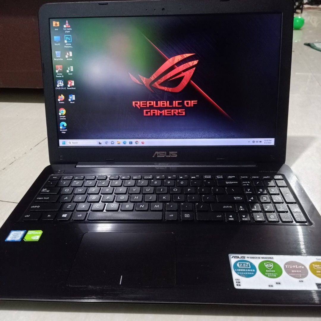 Asus X556 Laptop, Core i7-7th gen, 8gb ram 128gb ssd 1000gb hdd ...