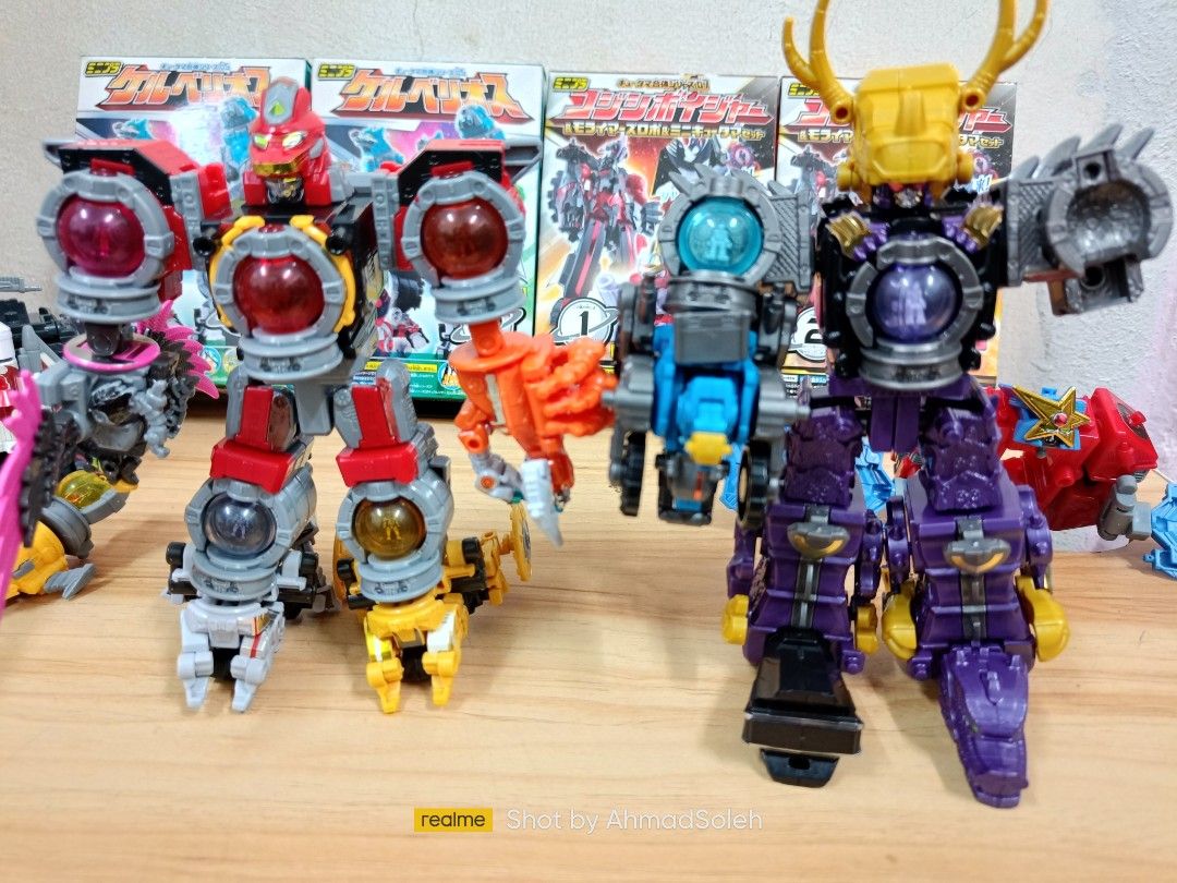 Bandai Minipla Power ranger super sentai Uchu Sentai Kyuranger megazord ...