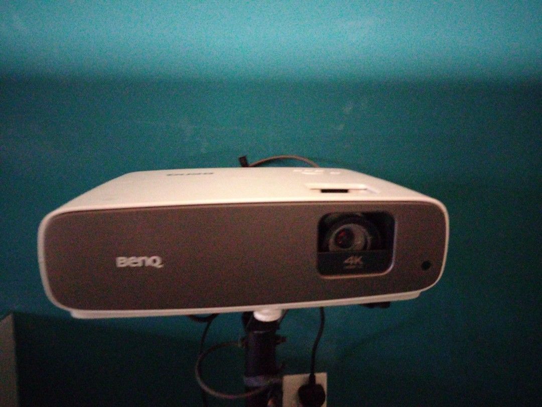 Benq, TV & Home Appliances, TV & Entertainment, Projectors on Carousell