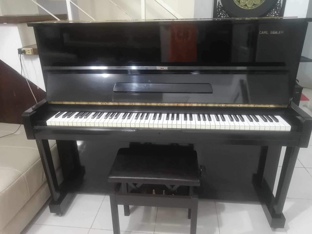 Carl seiler piano on Carousell