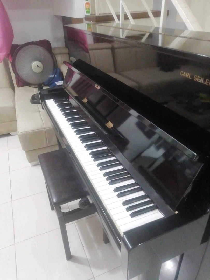 Carl seiler piano on Carousell