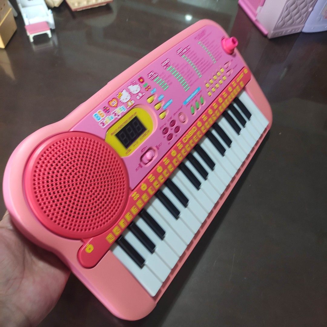 Casio Hello Kitty Piano JAPAN, Babies & Kids, Infant Playtime on Carousell