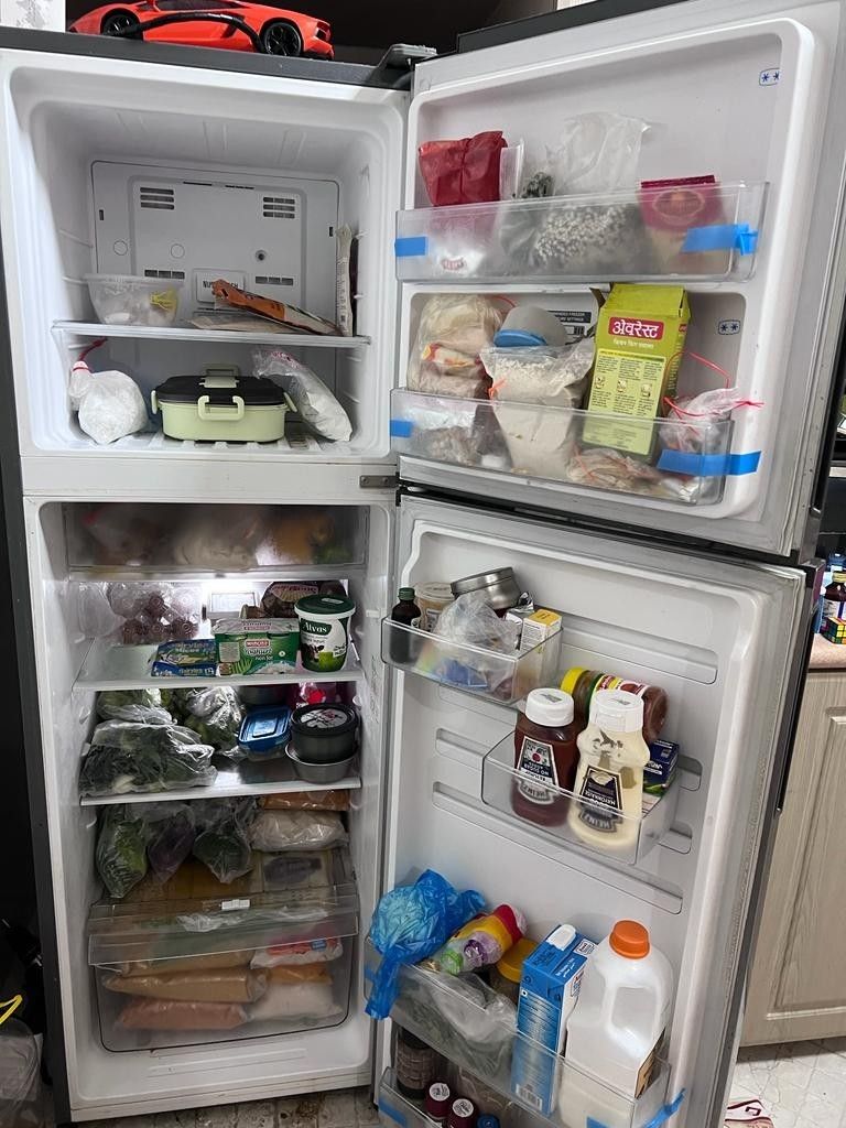 Cheap Sale Fridge! Fast Leg Fast Hand b4 it is Gone!, TV & Home ...