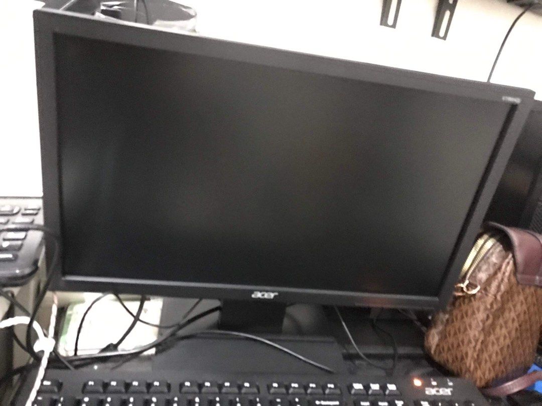 COMPUTER DESKTOP ACER VERITON COMPLETE SET, Computers & Tech, Desktops ...