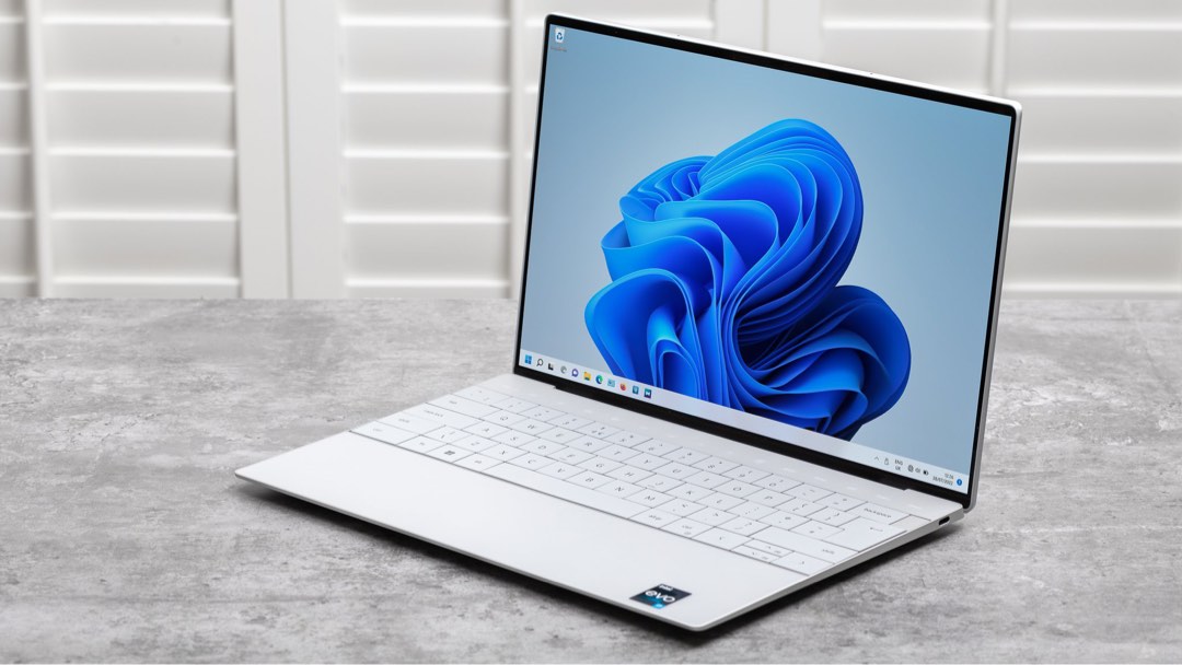 Dell xps 13 plus - 12th gen i7 - under warranty , Computers & Tech ...