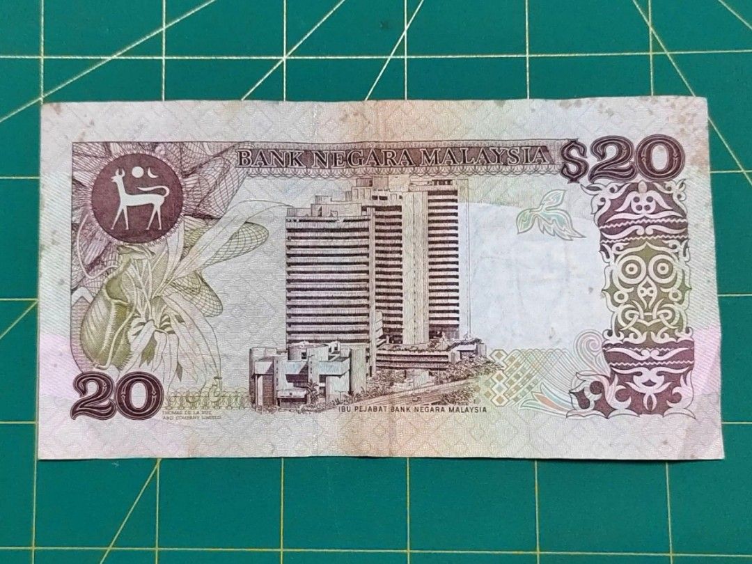 Duit lama rm20, 6th series first prefix, Hobbies & Toys, Collectibles ...