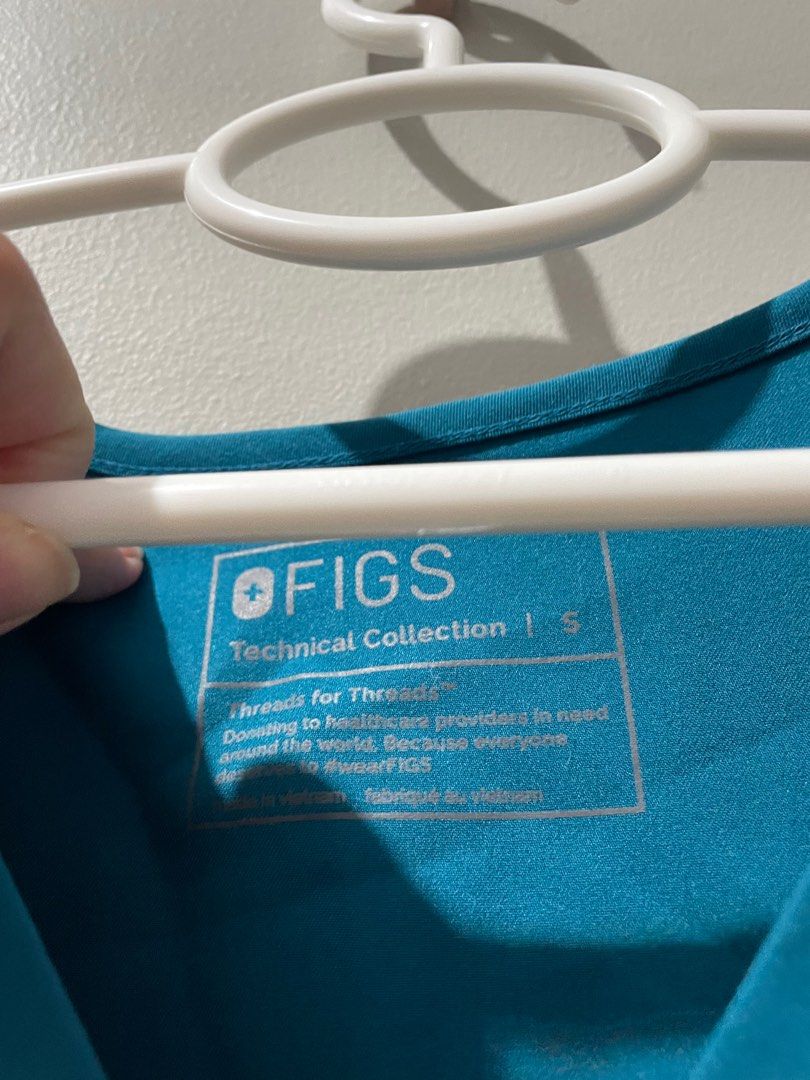 FIGS scrub suit limited edition Pacific Blue set, Women's Fashion ...