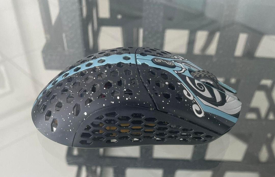 Finalmouse Starlight-12 Phantom Small, Computers & Tech, Parts ...