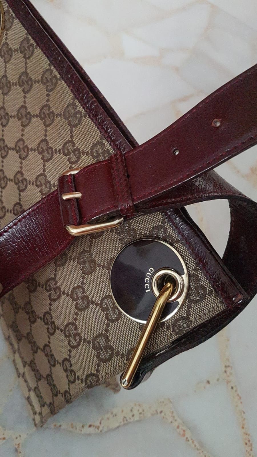 Gucci Controllato Vintage Shoulder Sling, Luxury, Bags & Wallets on ...