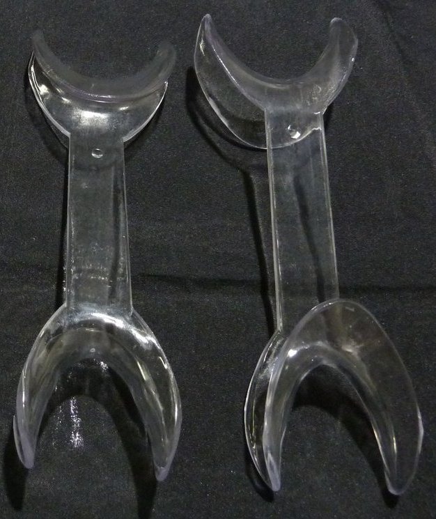 hand held transparent dental cheek retractor for intraoral photography ...