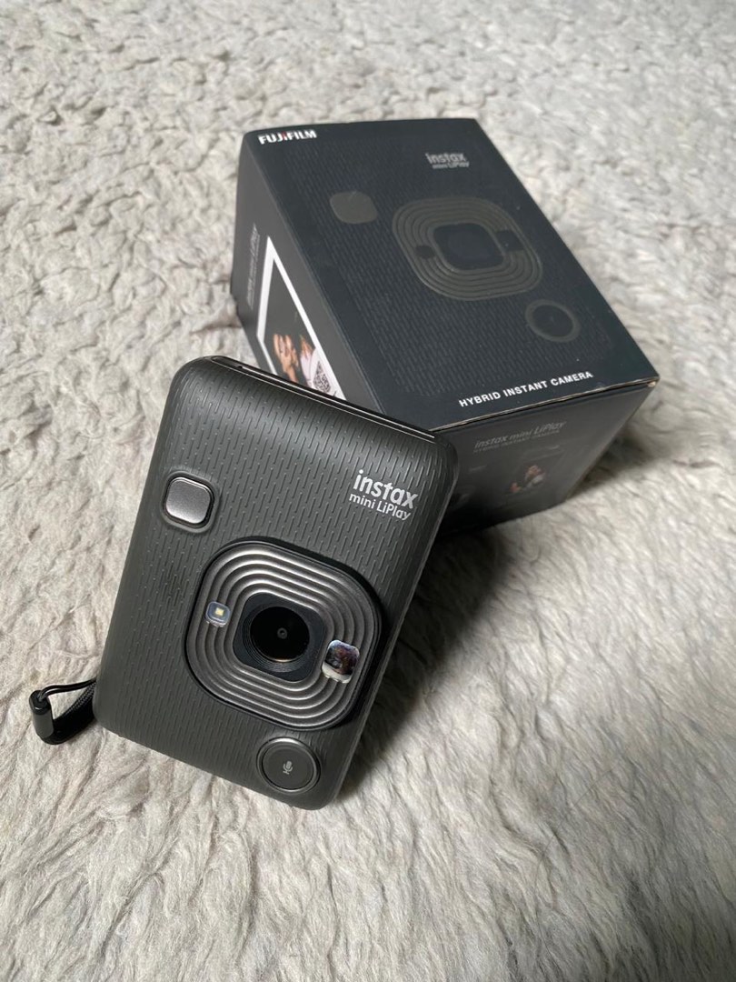 Instax Mini Lilplay, Fotografi di Carousell