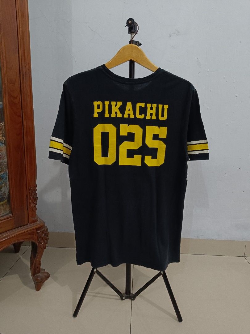 Kaos Pokemon Pikachu, Fesyen Pria, Pakaian , Atasan di Carousell Kaos Pokemon Pikachu, Fesyen Pria, Pakaian , Atasan di Carousell