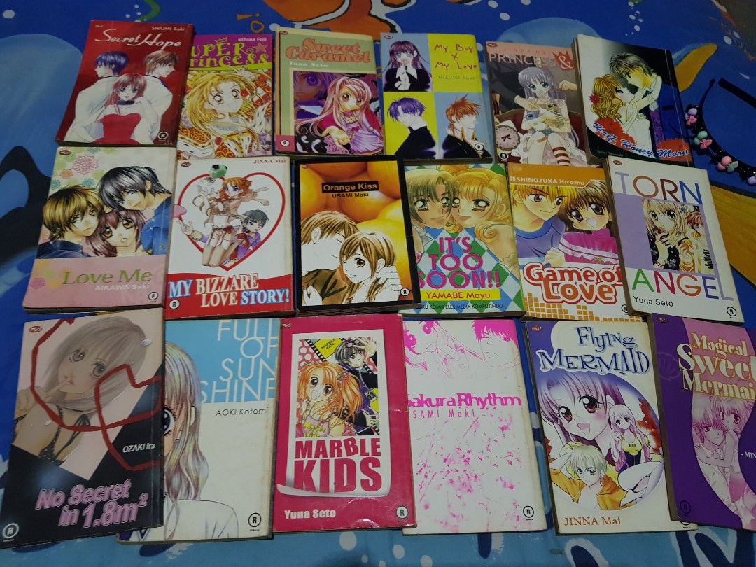 Komik serial cantik, Buku & Alat Tulis, Komik dan Manga di Carousell