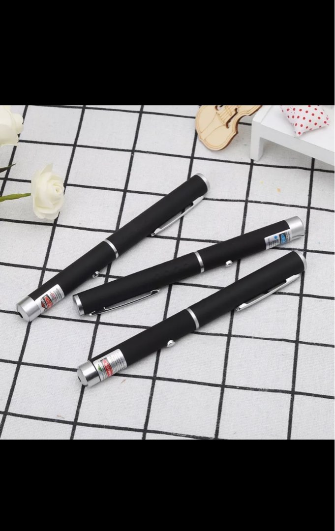 Laser pointer, Everything Else on Carousell