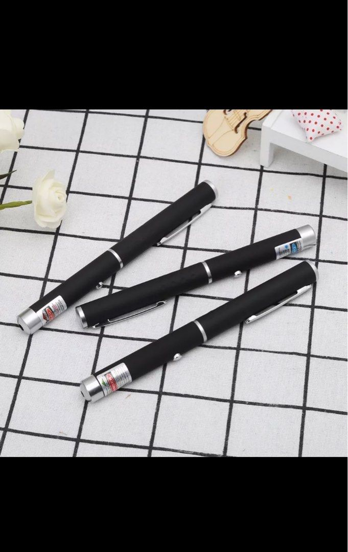 Laser pointer, Everything Else on Carousell