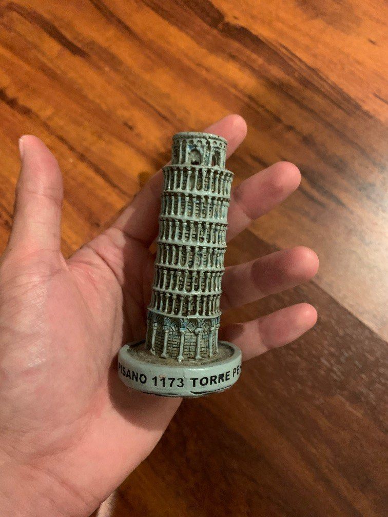 Leaning Tower of Pisa desk toy, Hobbies & Toys, Memorabilia ...