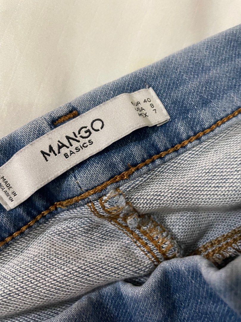 Mango jeans, Women's Fashion, Bottoms, Jeans on Carousell