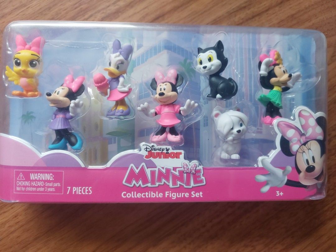 Minnie Mouse Collectible Figure Set On Carousell