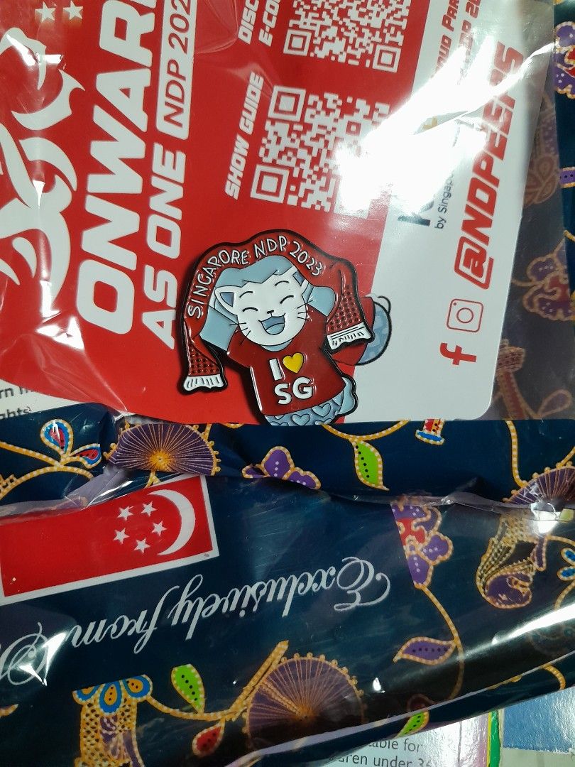 Ndp 2023 merlion badge pin, Everything Else on Carousell