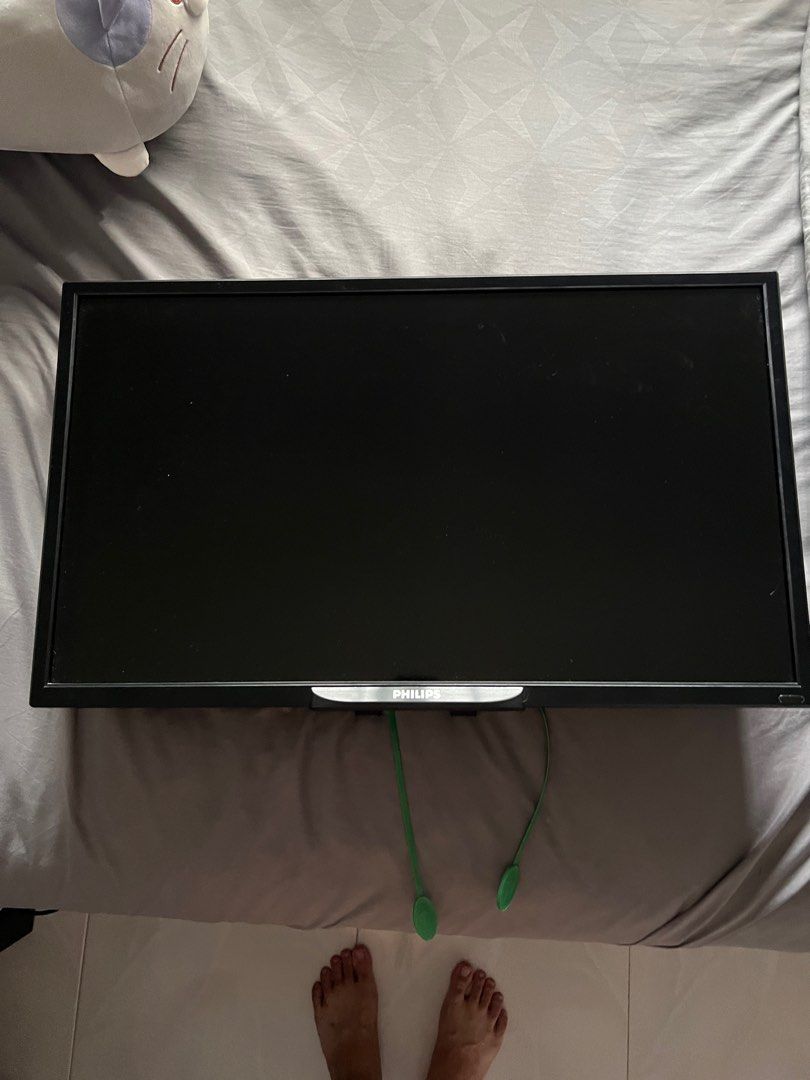 Panasonic 32 inch TV, TV & Home Appliances, TV & Entertainment, TV on ...