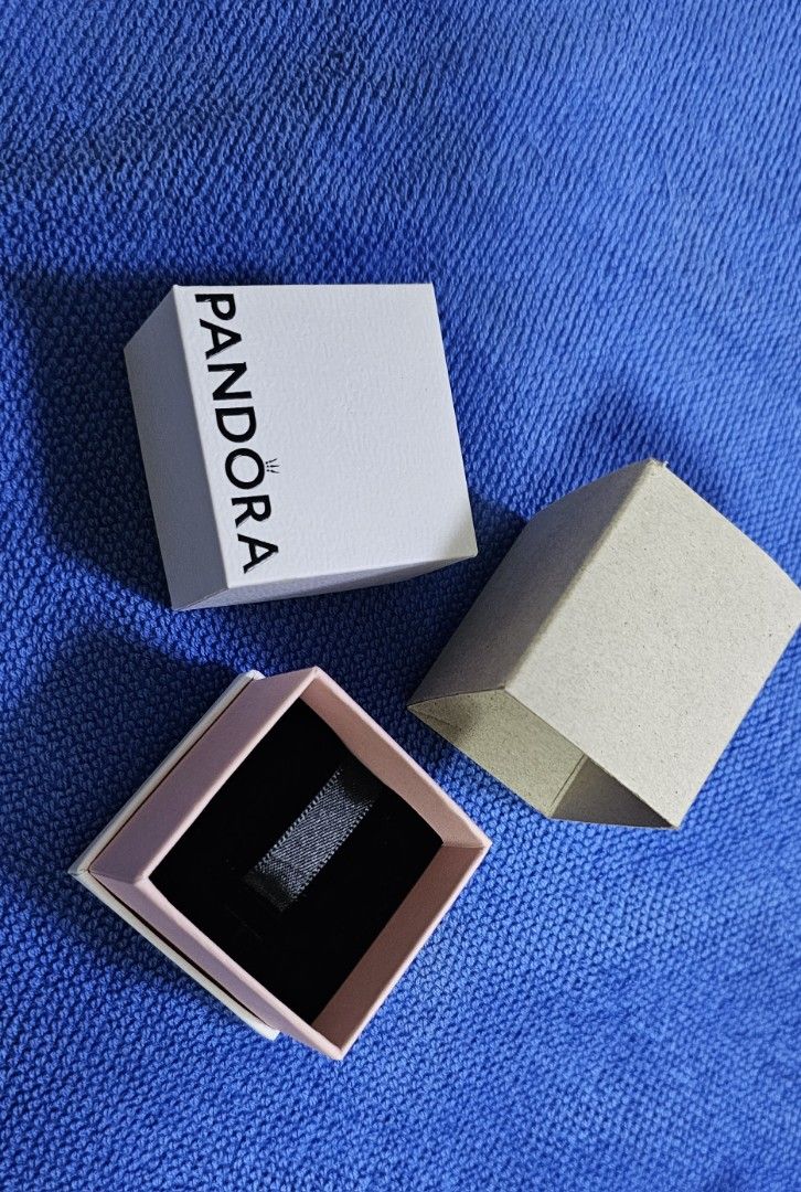 Original PANDORA box for Charms, Women's Fashion, Jewelry & Organisers ...