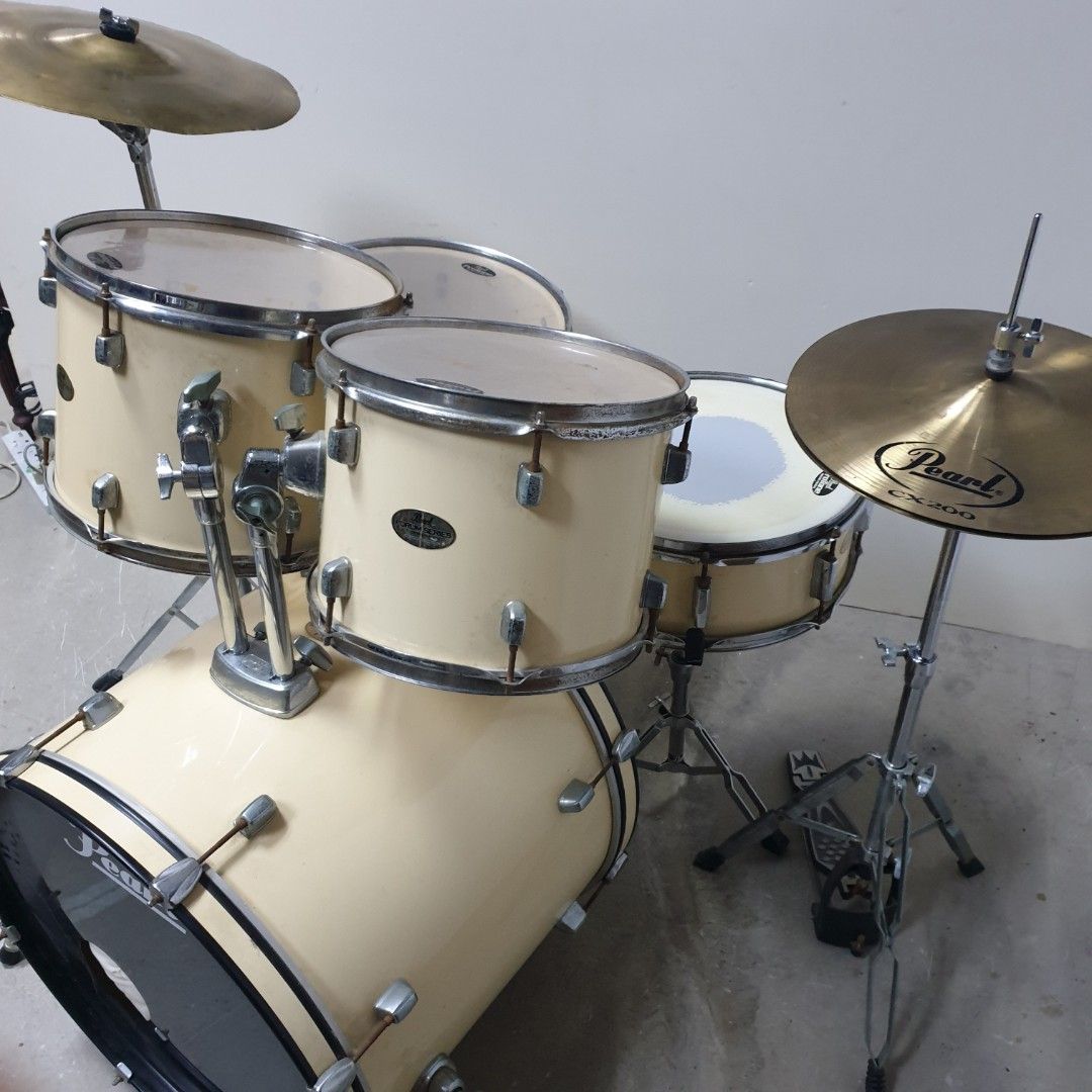 Pearl Forum 5 piece shell drum kit, Hobbies & Toys, Music & Media ...