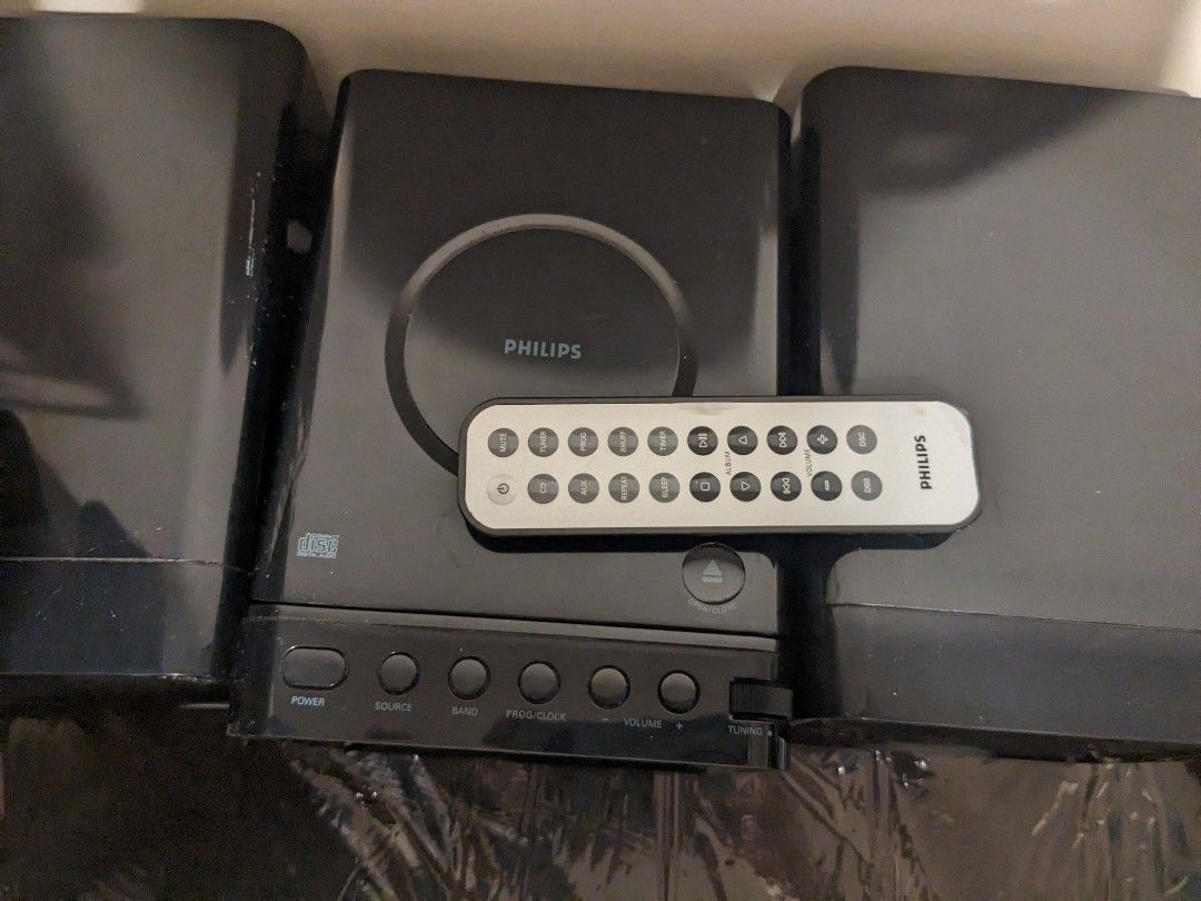 Philips micro system (CD player), Audio, Soundbars, Speakers ...