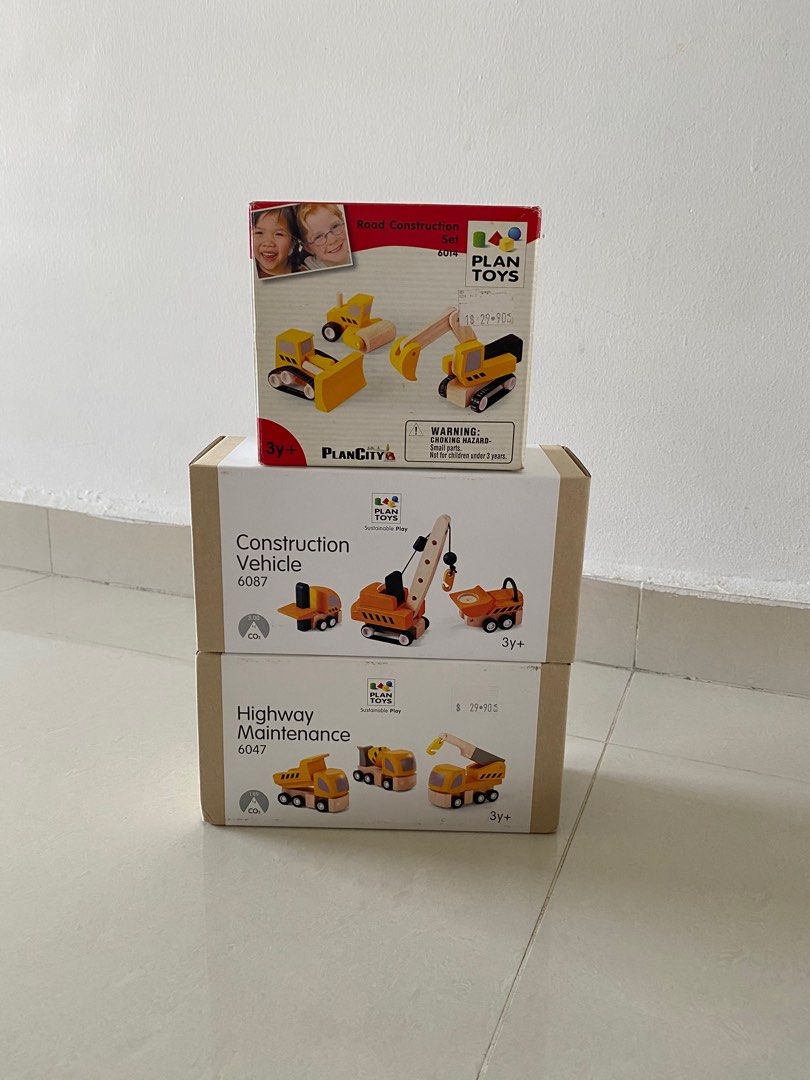 PLAN TOYS Road Construction Set 6014 , Construction Vehicle 6087 , Highway Maintenance 6047 ...