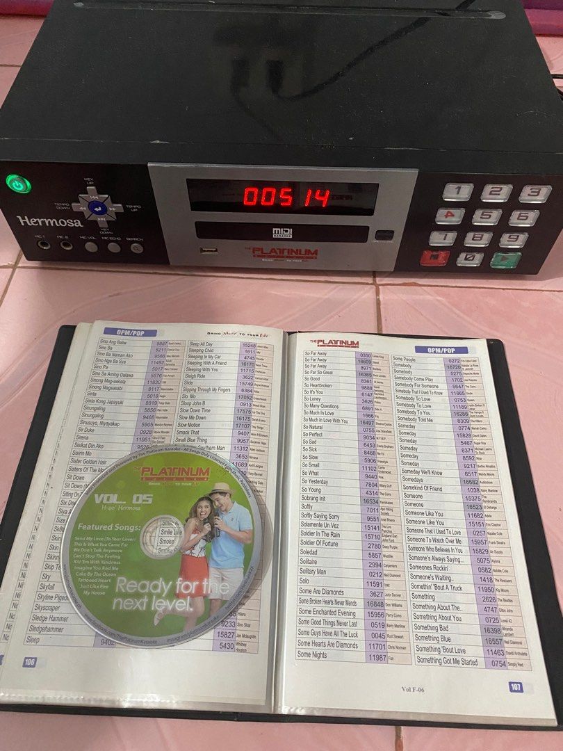 Platinum Hermosa DVD Player, Hobbies & Toys, Music & Media, CDs & DVDs ...