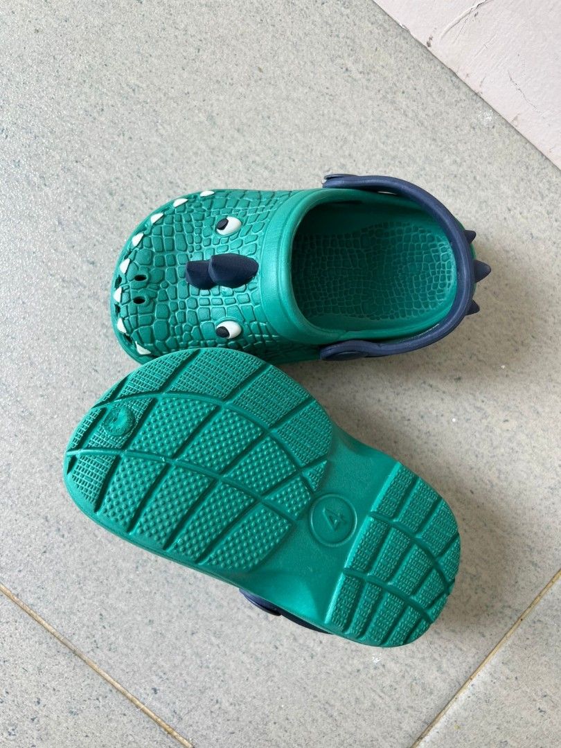 Primark crocs sandal original, Bayi & Anak, Baju Anak Laki-laki, 1 ...