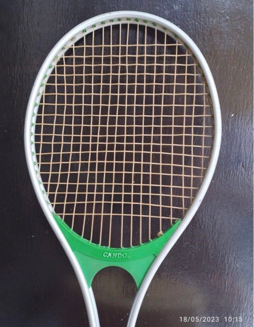 Raket Tennis Jadul, Olah Raga, Perlengkapan Olahraga Lainnya di Carousell